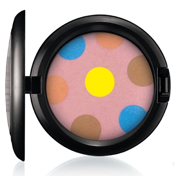 MAC MAC Beth Ditto Powder To People | Makeup | BeautyAlmanac